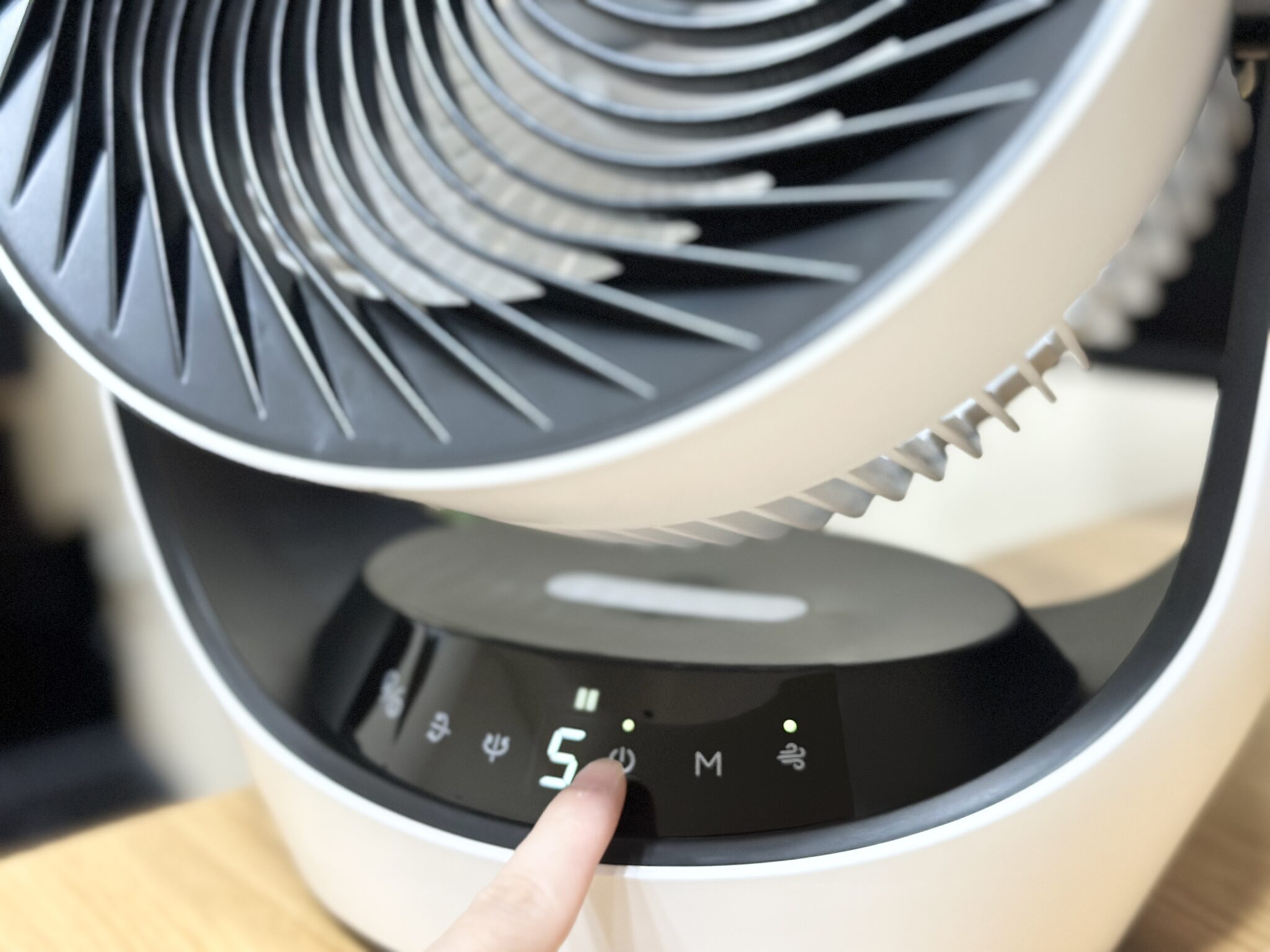 【これは盲点だった？】スマホ対応SwitchBotサーキュレーター【レビュー】| motifyublog