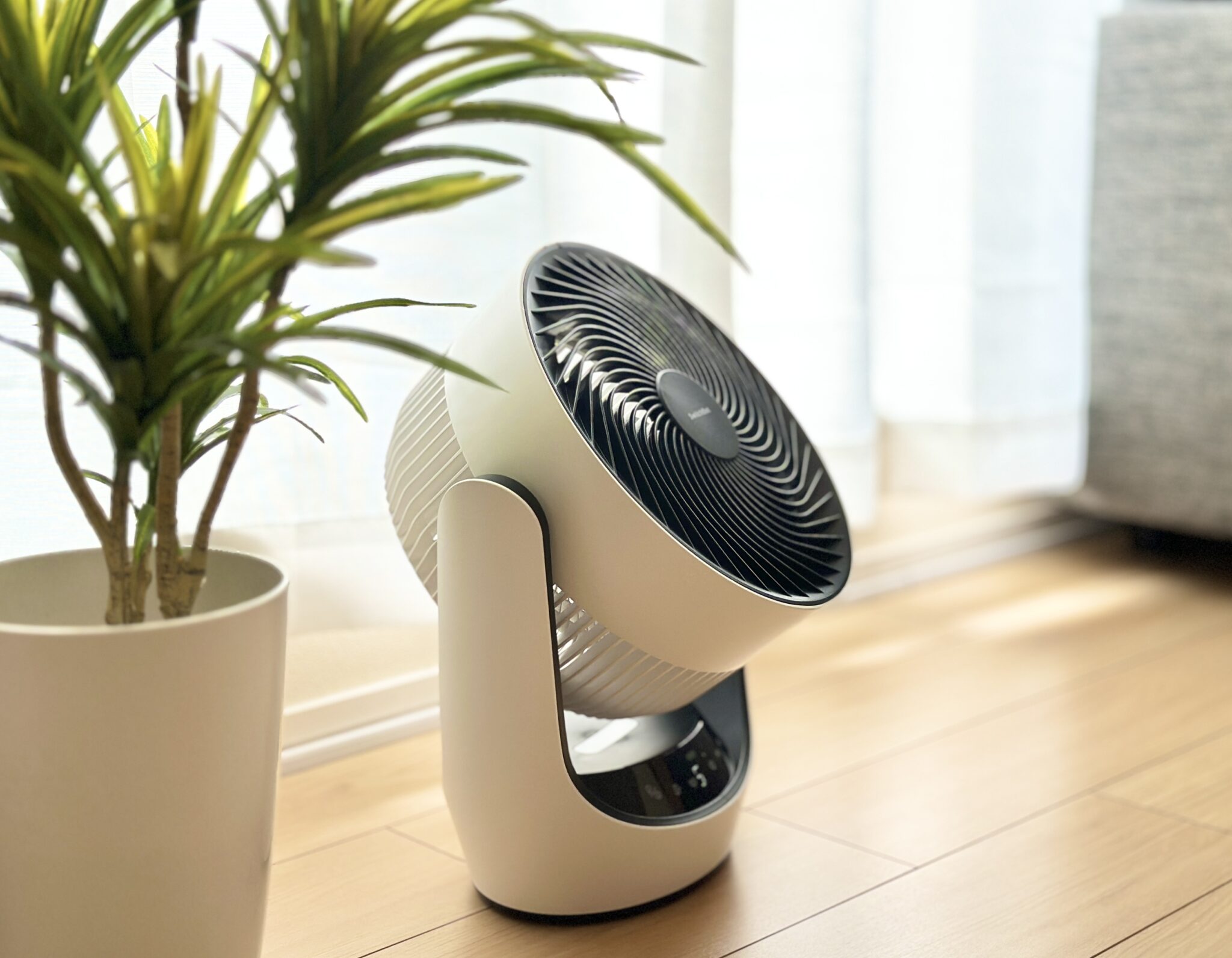 【これは盲点だった？】スマホ対応SwitchBotサーキュレーター【レビュー】| motifyublog