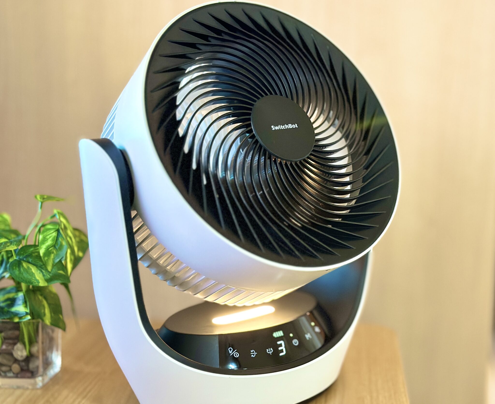 【これは盲点だった？】スマホ対応SwitchBotサーキュレーター【レビュー】| motifyublog
